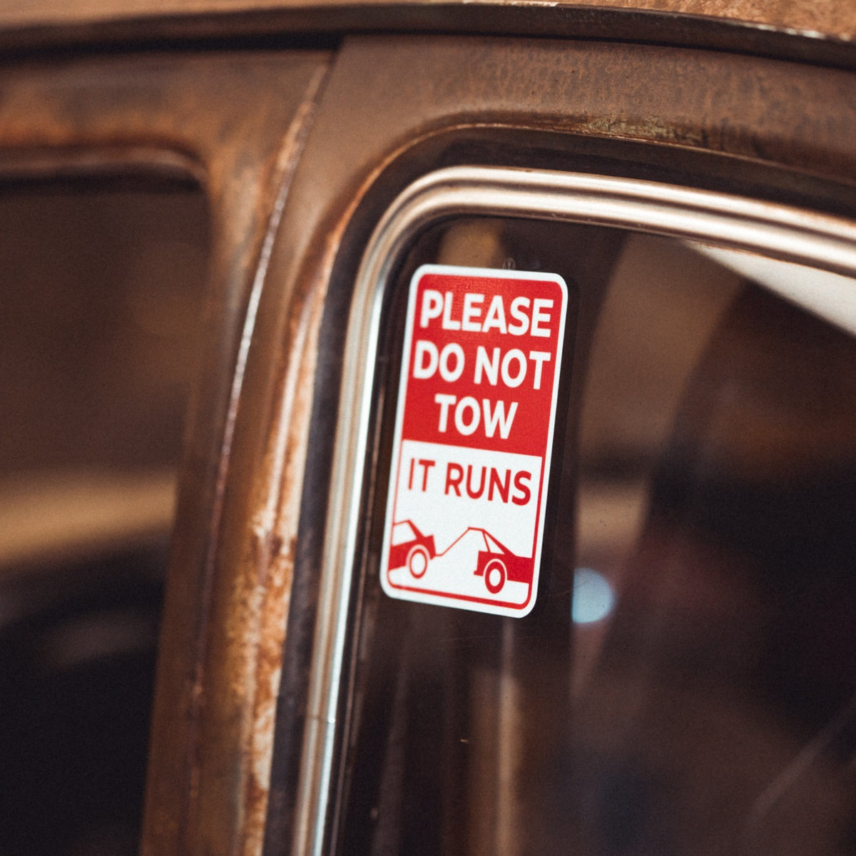 Please DO NOT Tow It Runs - Vinyl Sticker – The Official FNA Store